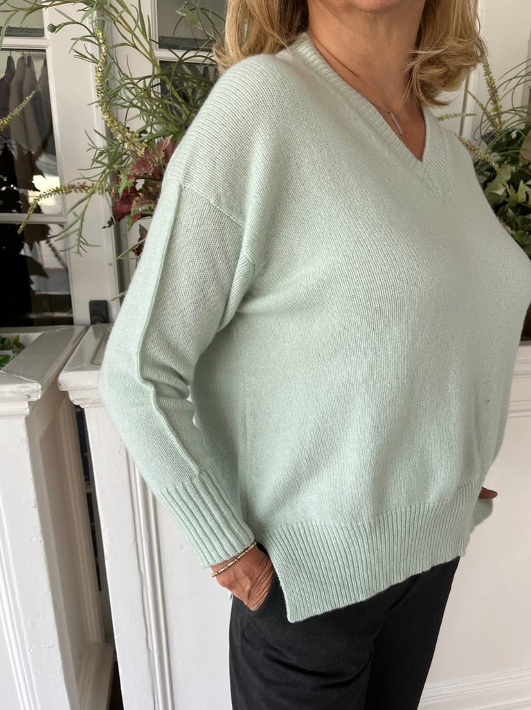 Italian Cashmere V-Neck in Sherbert Green by The Perfect Provenance Lu